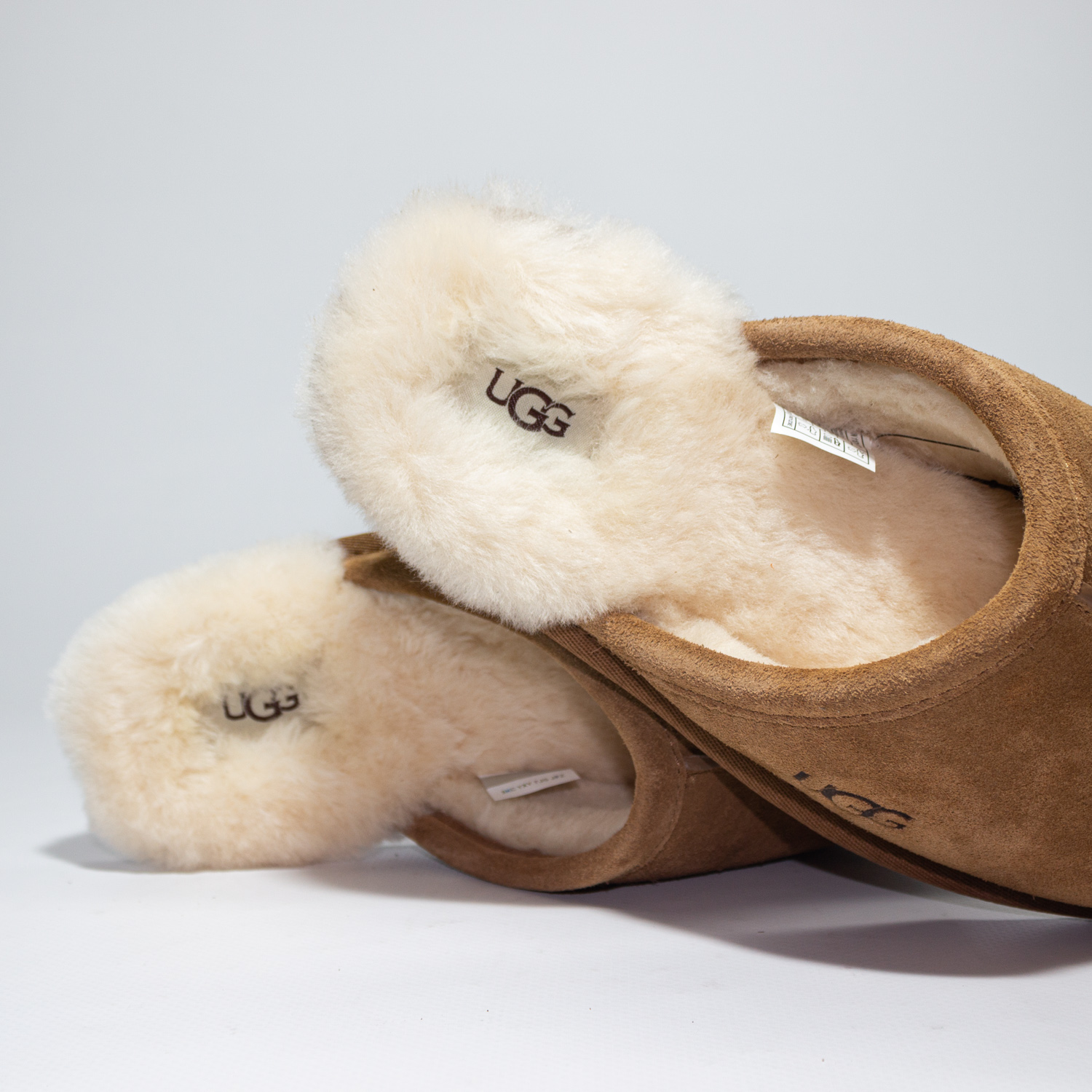 UGG M SCUFF - Porta 188 - Sneaker Boutique - Loja online